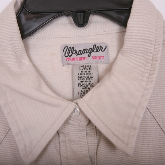 Wrangler | Tops | Wrangler Western Nwt Snap Buttonup Cream | Poshmark
